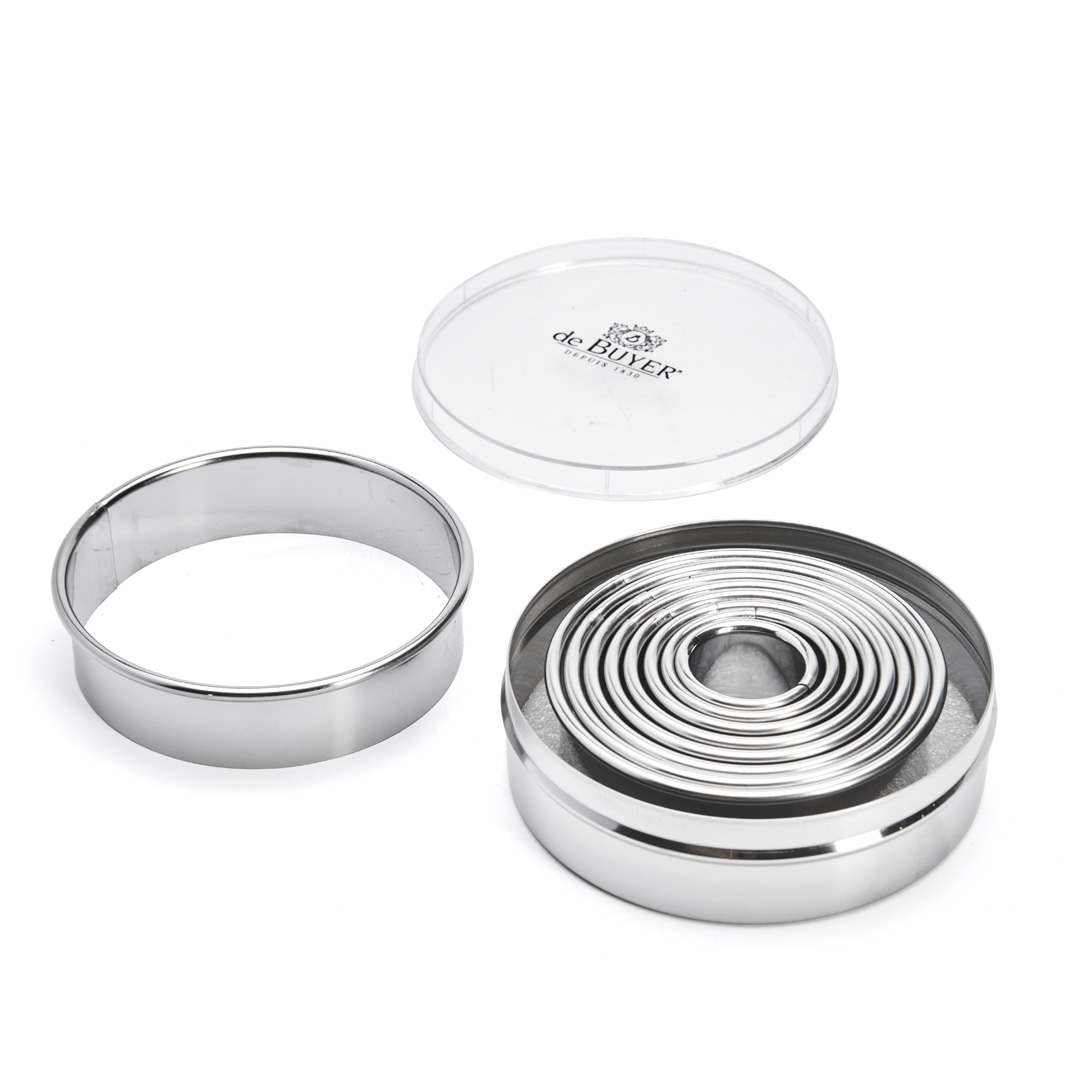 Box of 9 plain round cutters stainless steel Ø3 to 11cm - de Buyer